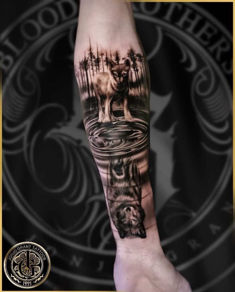 Loyalty and Power in Ink: The Fascinating World of Wolf Tattoos ...