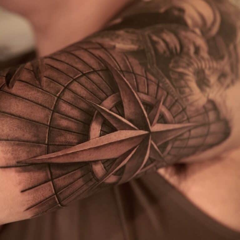 Compass Tattoos: Your Guide to Finding Direction and Inspiration ...
