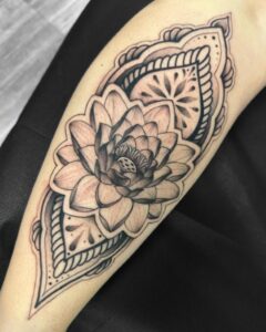 25 Lotus Flower Tattoo Ideas: Embrace Purity & Peace with the Sacred ...